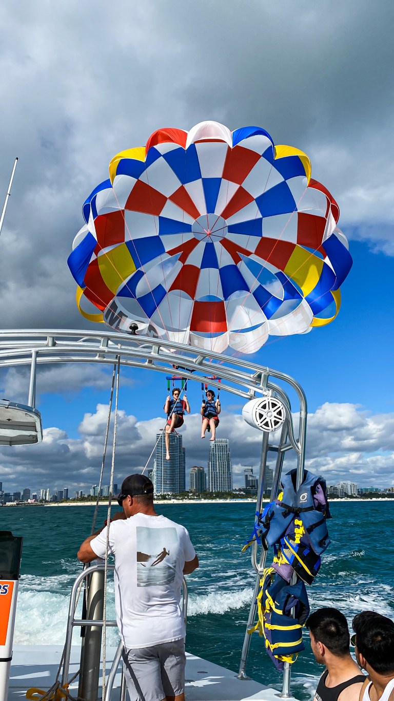 Fun in the Sun – MIAMI EDITION – ALLI DONOVAN