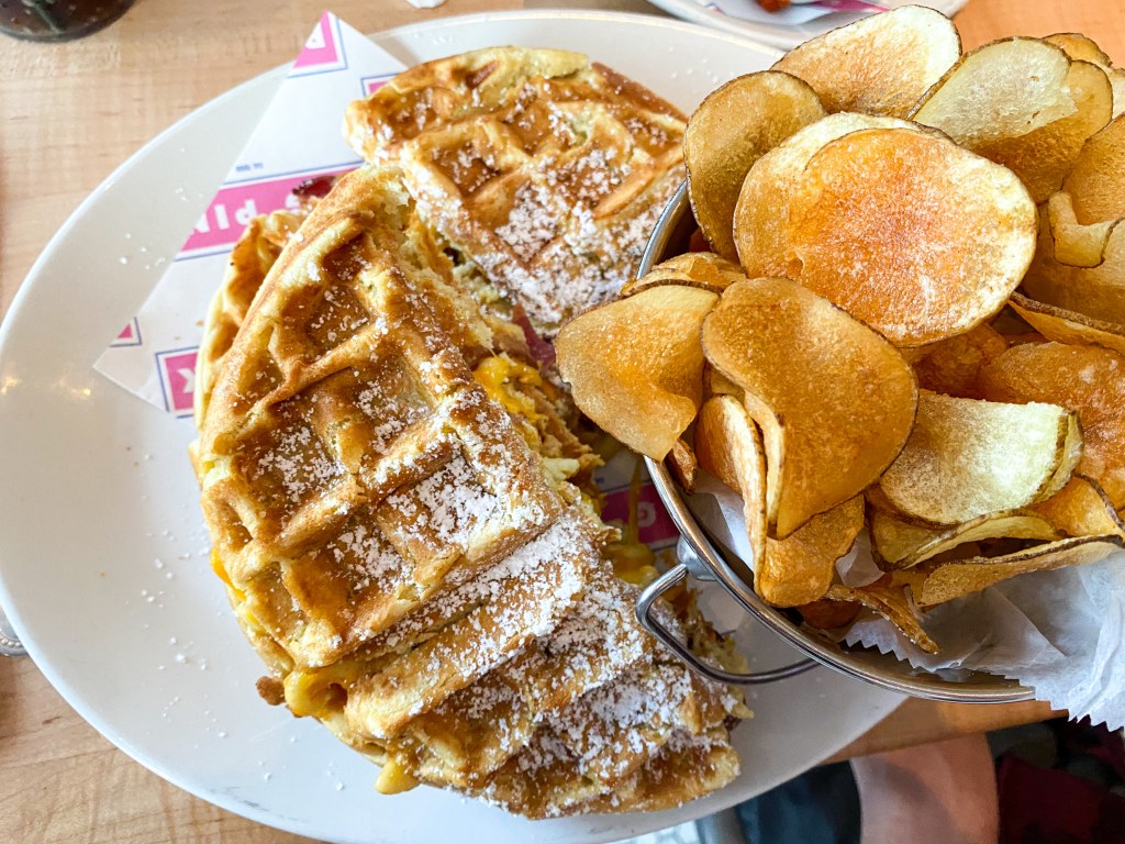 Fun in the Sun – MIAMI EDITION – ALLI DONOVAN